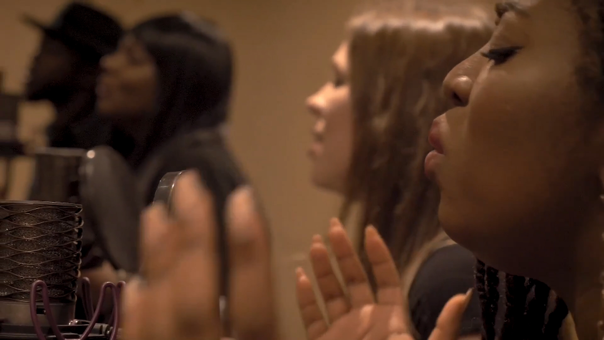 Singing Groups & Choirs